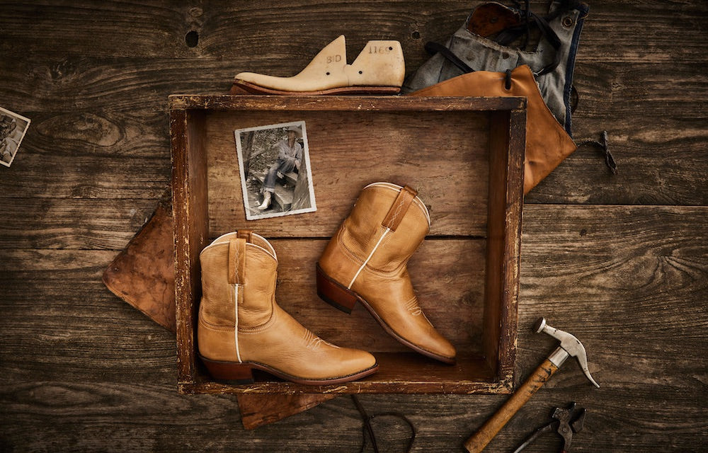 THE KING OF BOOTS - Lucchese